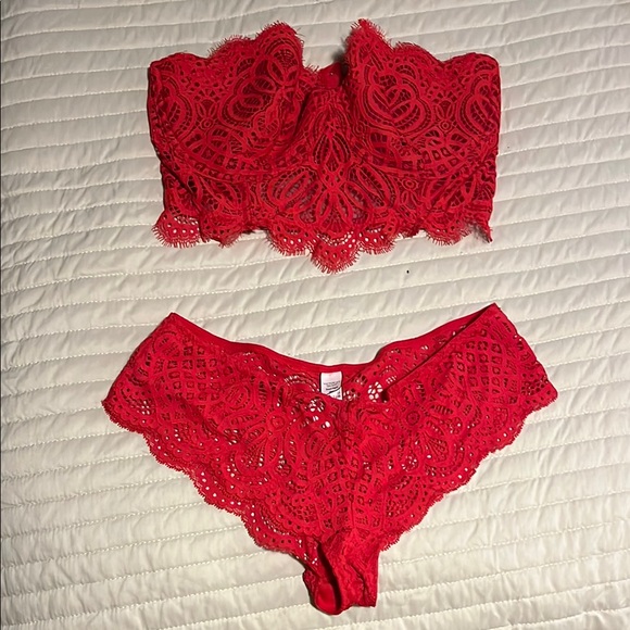 Victoria's Secret | Intimates & Sleepwear | Red Lace Strapless Bralette ...